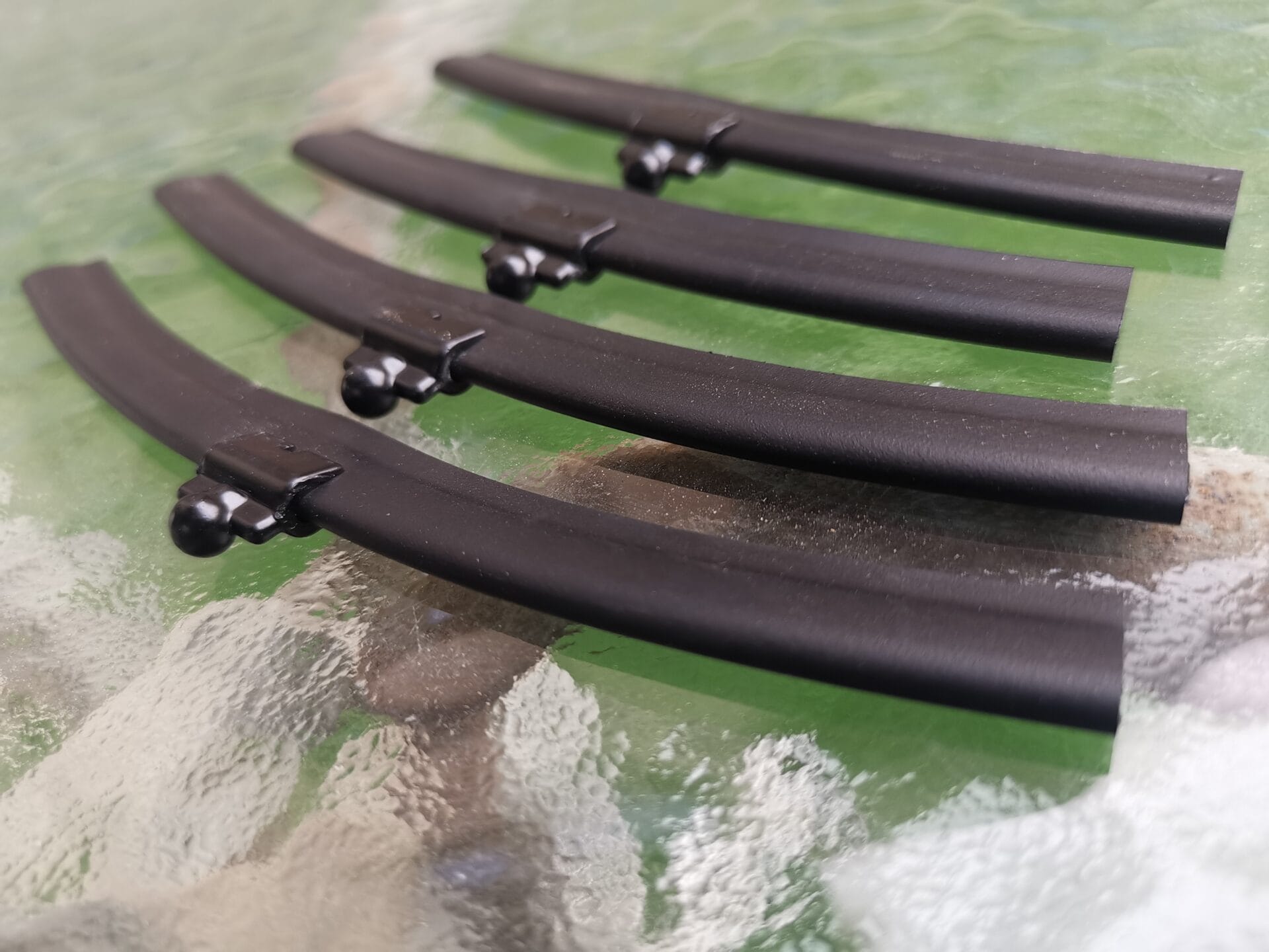 BMW E21/E23/E28/E30 Headlight Wipers Blade Set