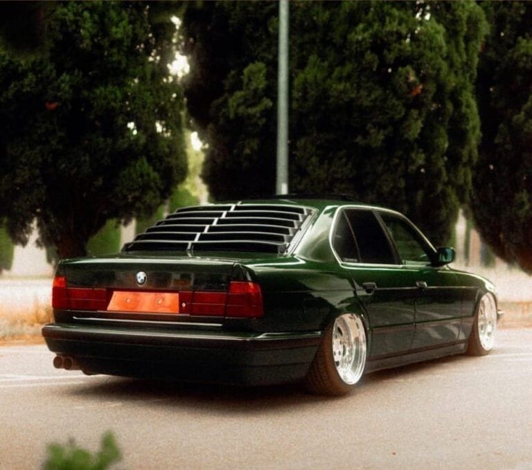 BMW E34 Rear Window Louver Visor Blinds abs-plastic | MY Classic Parts