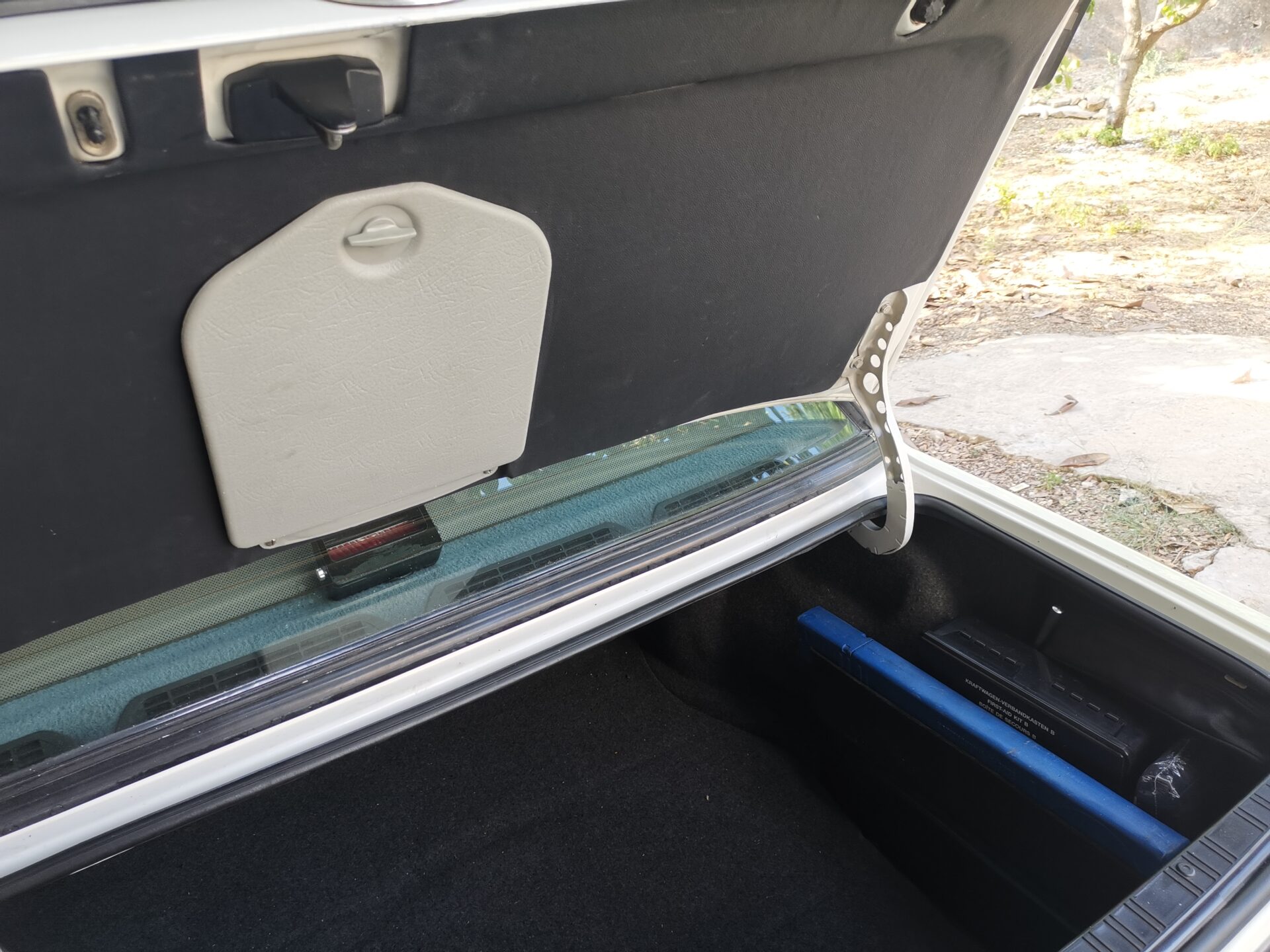 BMW E30 coupe/sedan boot lid trunk trim | Custom Made - ABS Plastic