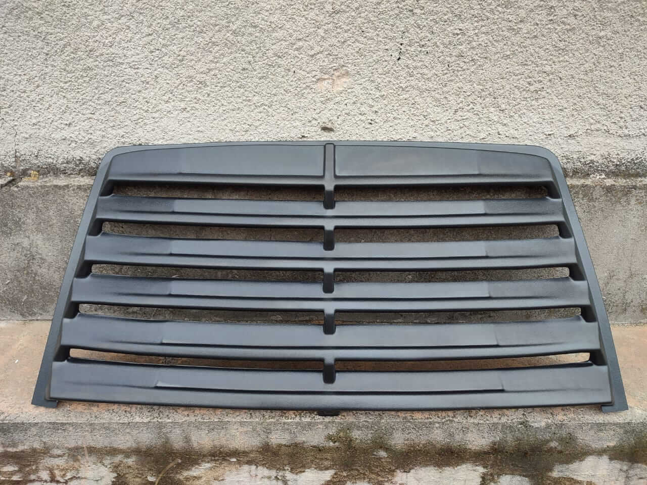 BMW E30 Touring Rear Window Louver Visor Blinds abs-plastic